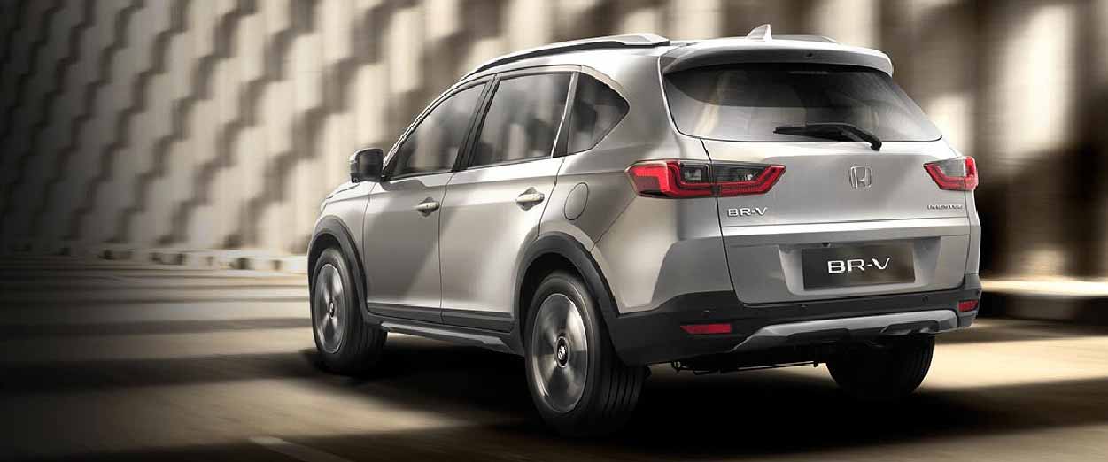 Tips Merawat yang Mobil Warna Silver, Dijamin Ampuh!